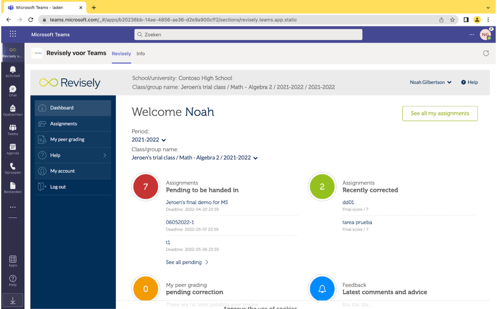 Revisely Students handing in assignments - Revisely